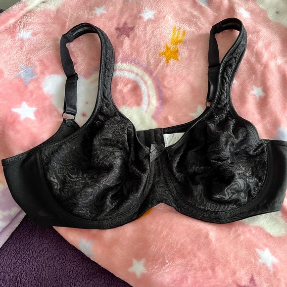 Breezies | Intimates & Sleepwear | Nwot Breezies Bra | Poshmark